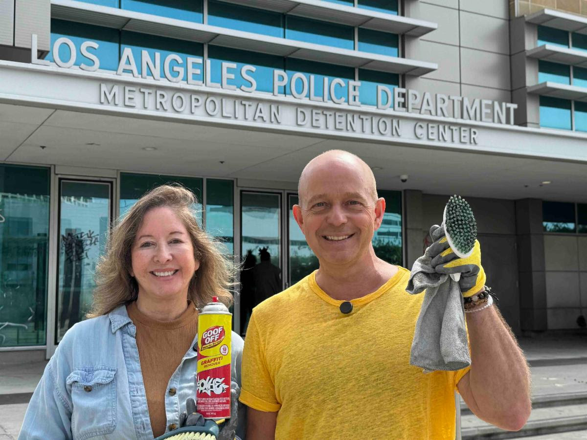 Steve Hilton Helps Cleanup Effort Following Anti-ICE Riot - Steve ...